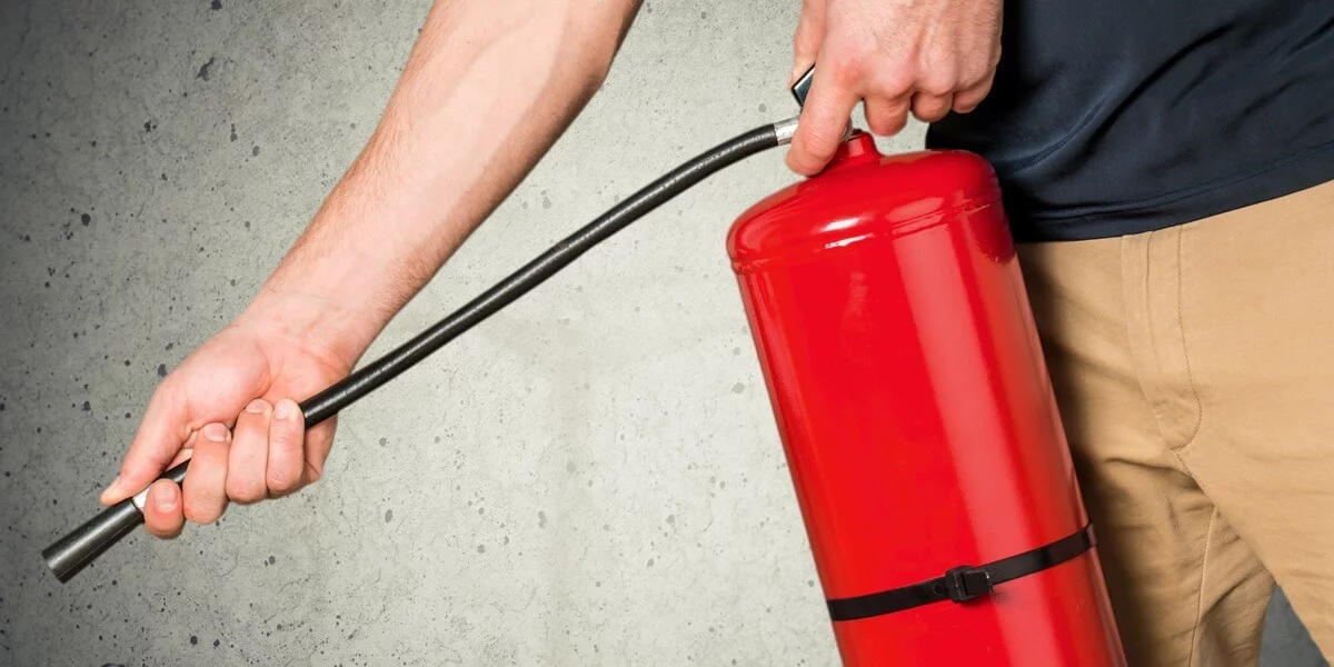 How to use Fire Extinguisher